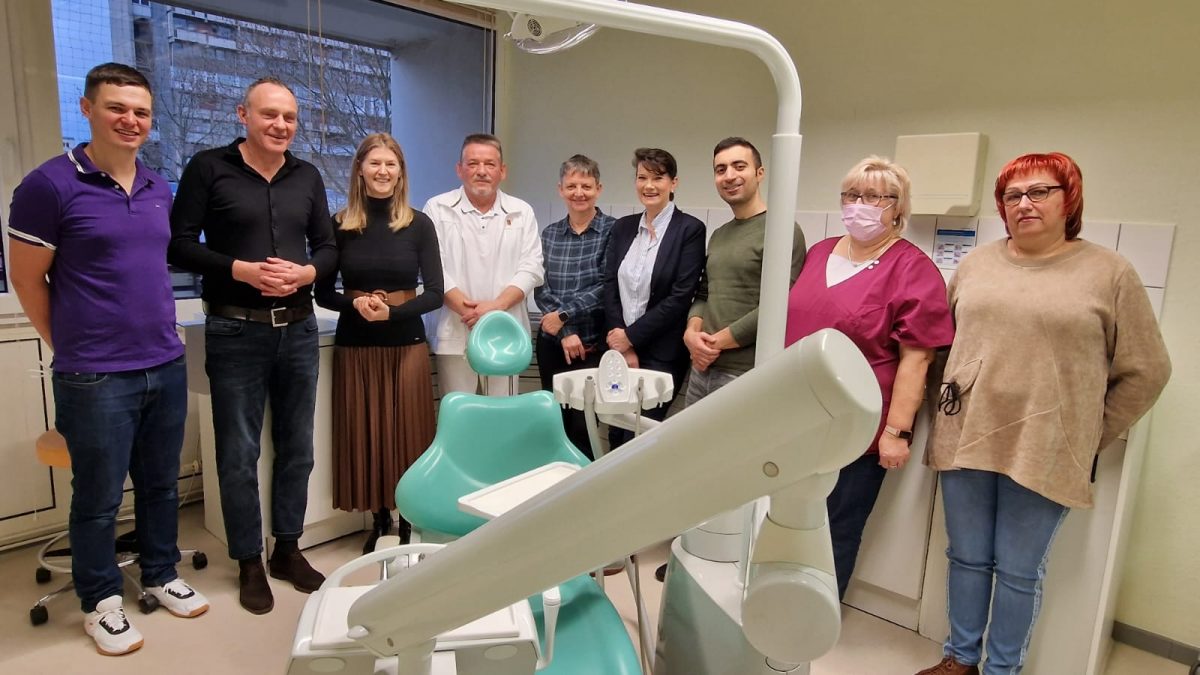 Interkulturelles Zahnmedizinisches Versorgungszentrum in Halle-Neustadt ...