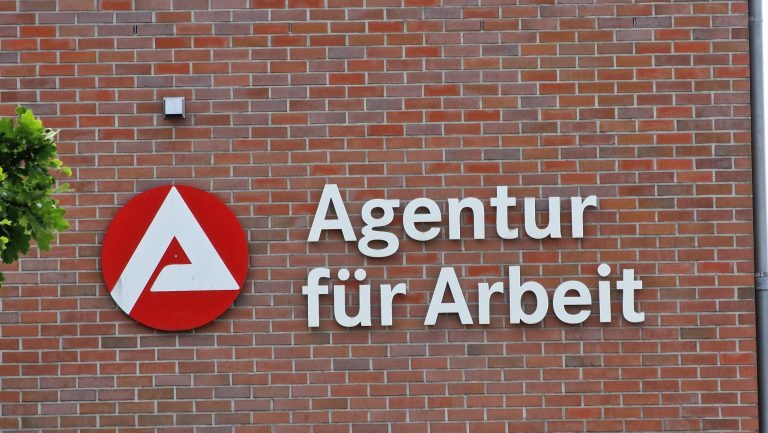 Jasi jordan 18+ after you visit her you can add her to the