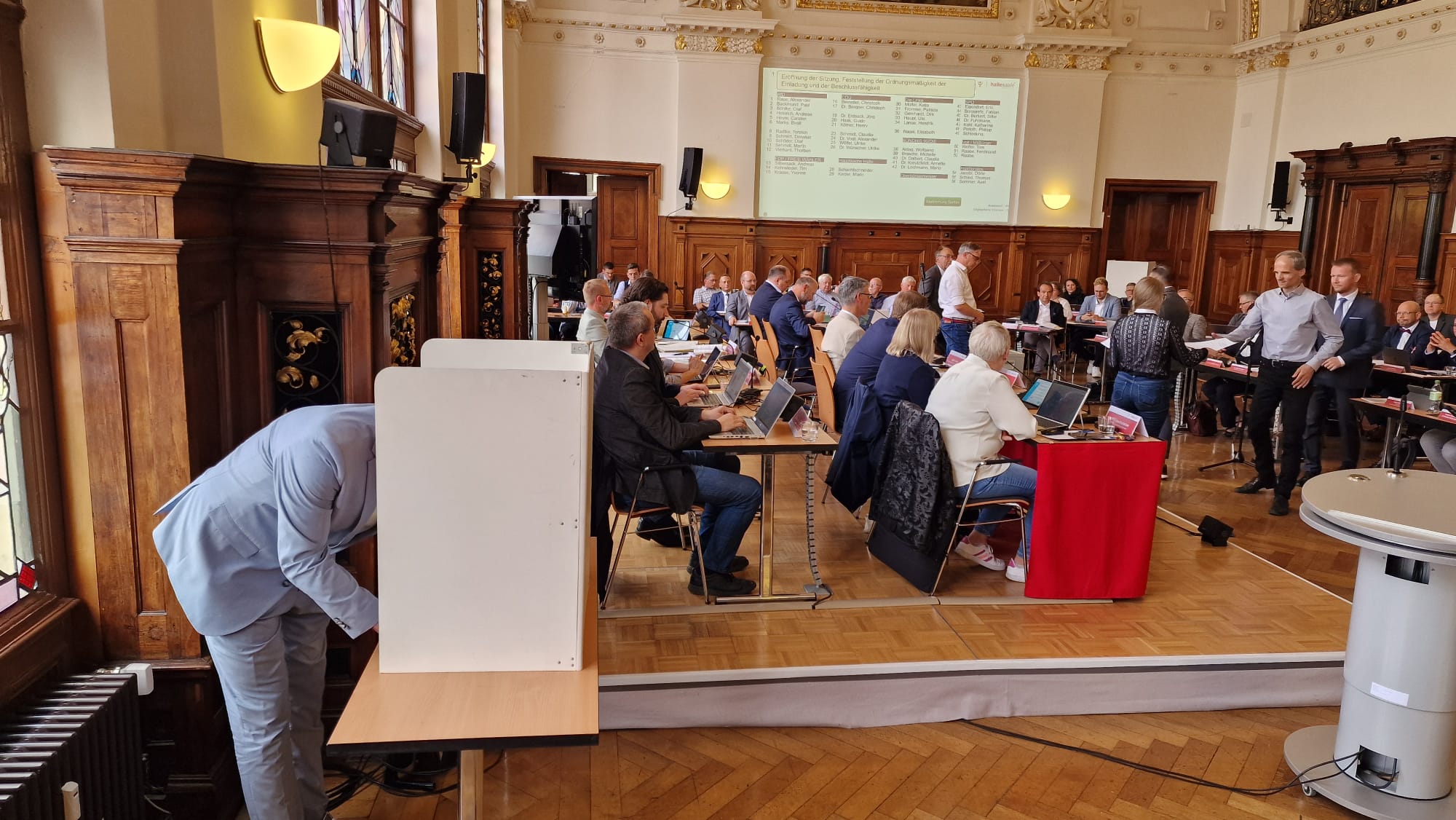 Der neue Stadtrat von Halle (Saale) hat sich konstituiert – Du bist Halle