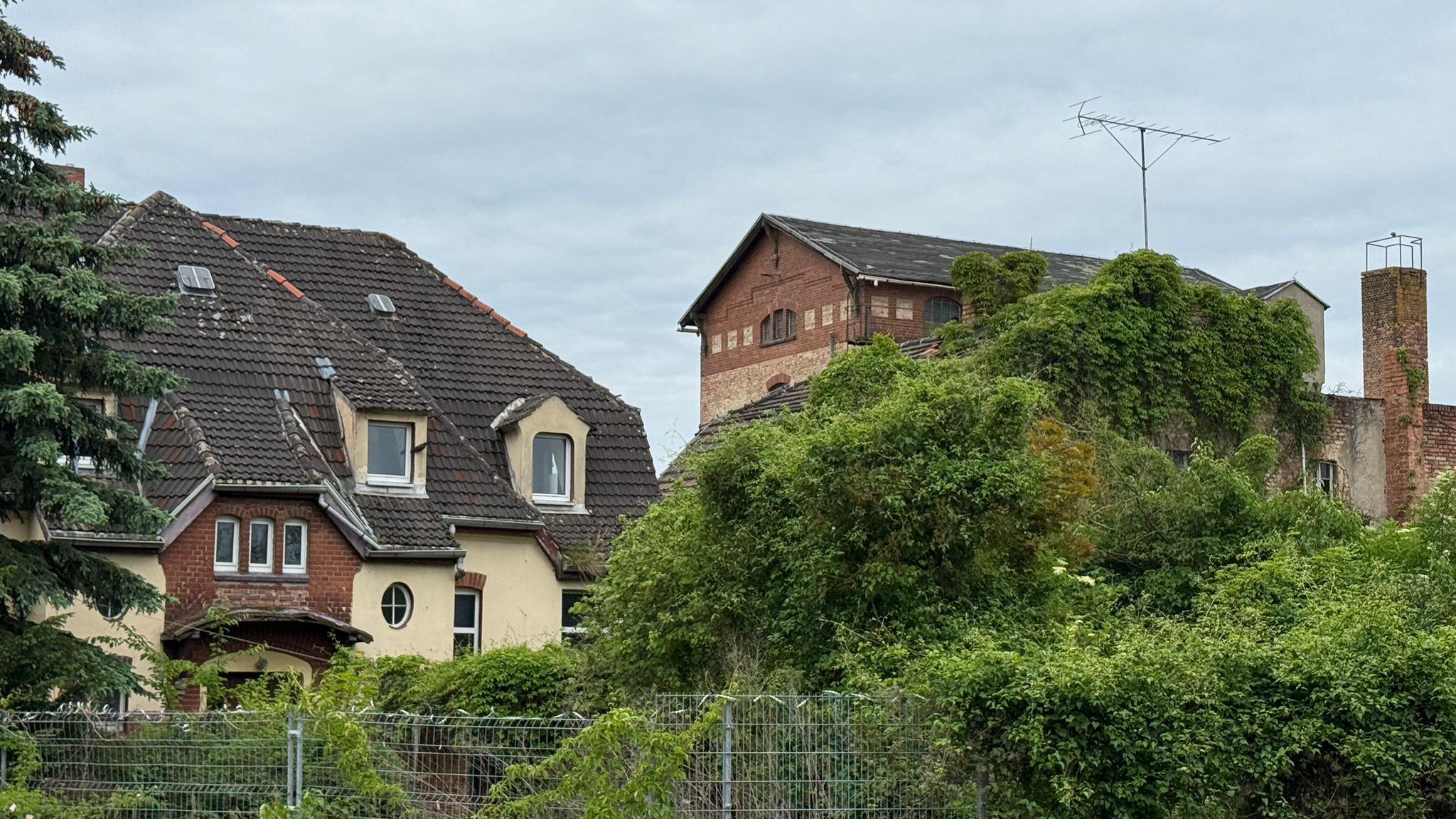 Vergessenes Industrieareal in Halle-Nietleben soll neues Leben ...