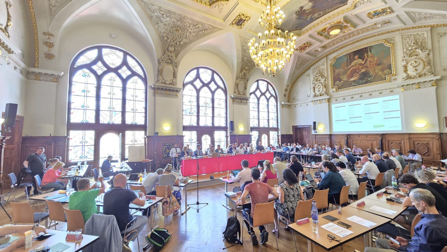 Das war der letzte Stadtrat von Halle (Saale) vor der Sommerpause: Verpackungssteuer vertagt ...
