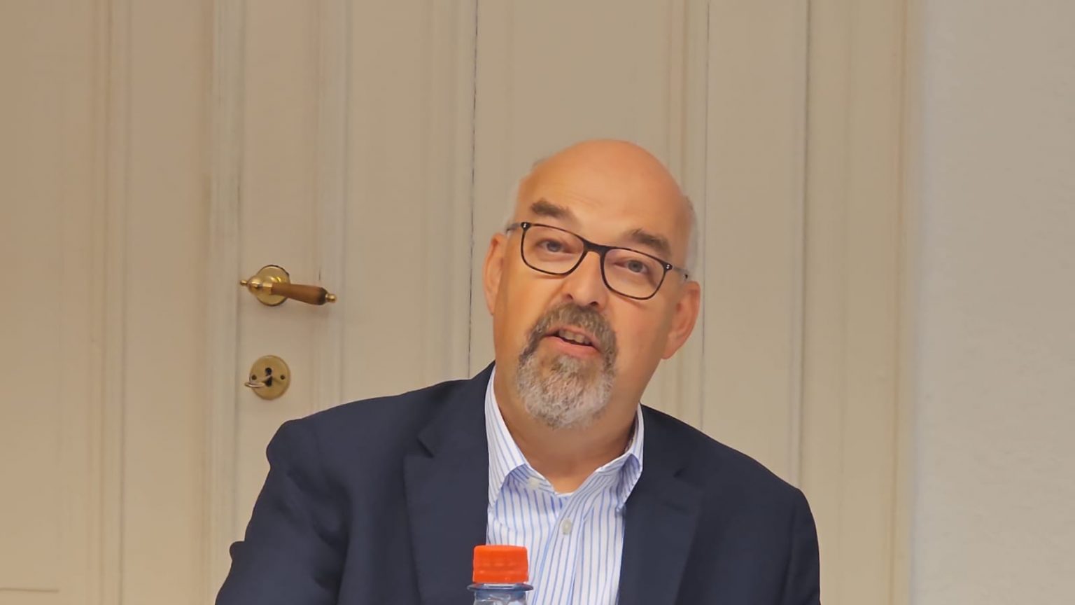 Gopa noona onlyfans nude she glows when she walks in and it