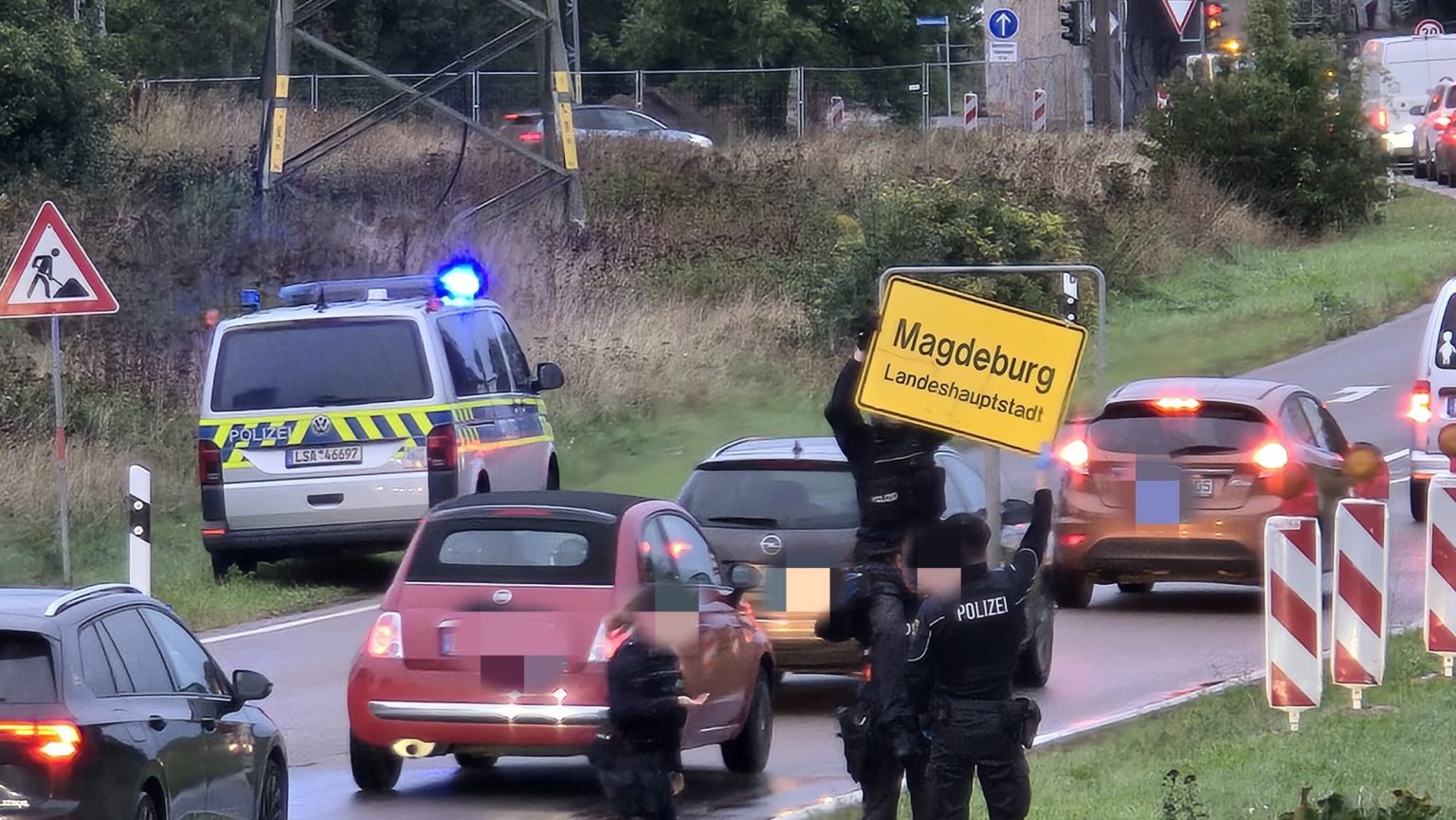 Polizei leitet Ordnungswidrigkeitenverfahren ein: Ortseingangsschilder ...